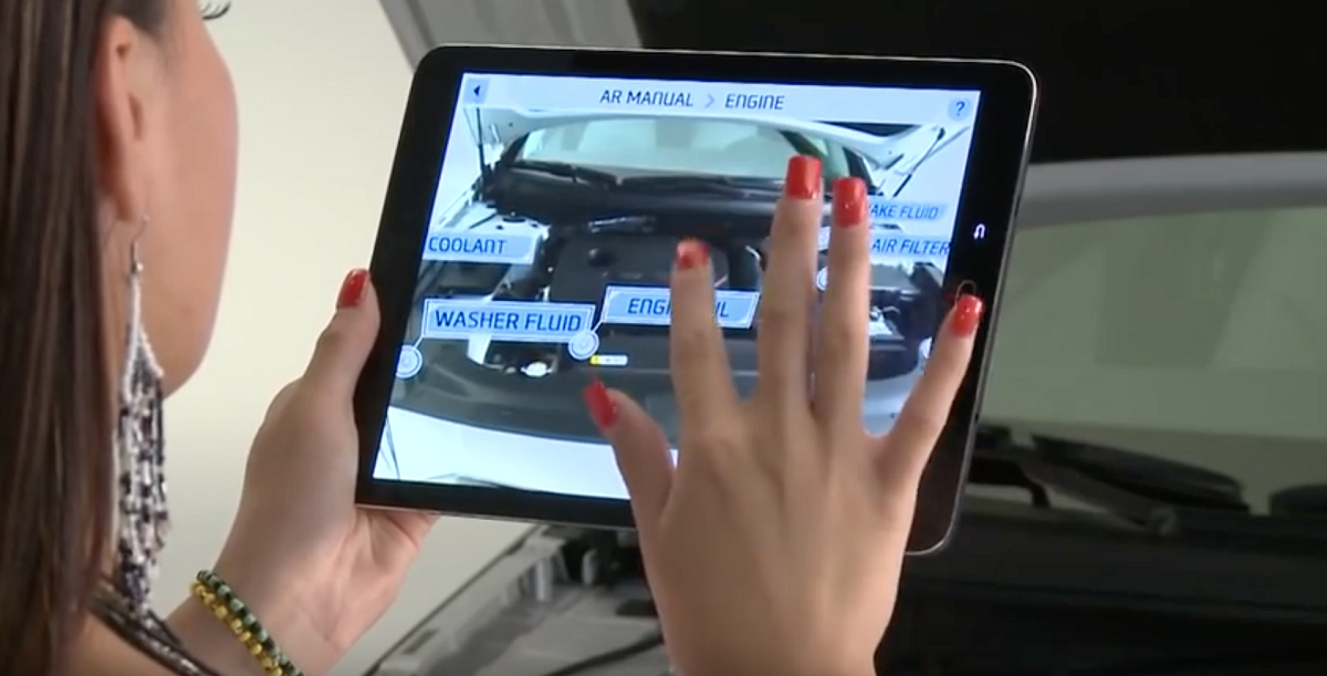 7 Innovative Cases of Augmented Reality Used in Enterprise | Helmes